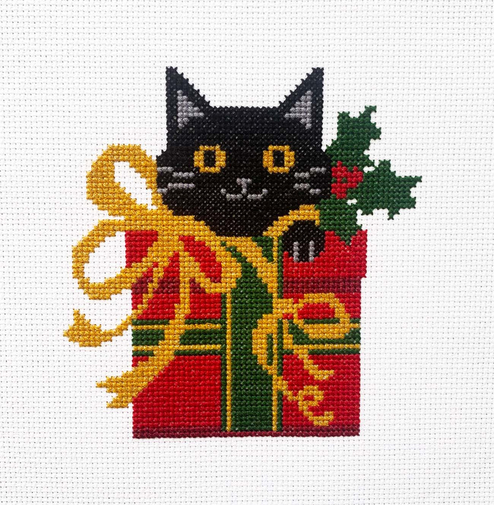 Christmas Cat Cross Stitch Kit – Festive Beginner Holiday Design